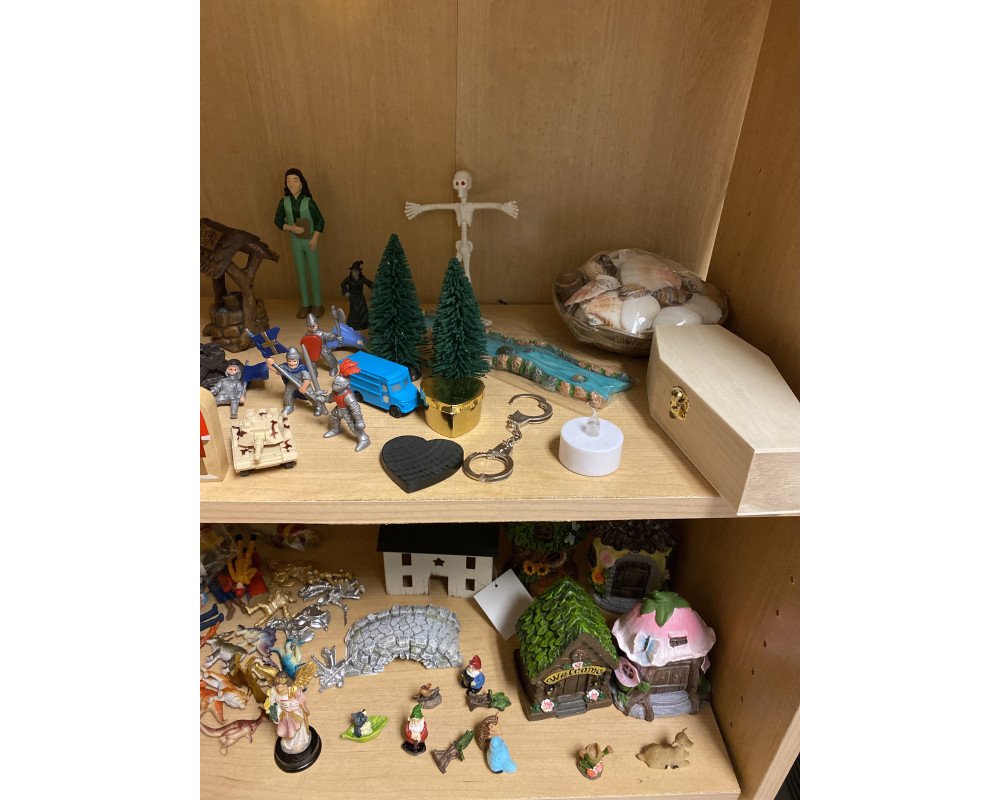 Sand Tray Miniature Premium Starter Kit – Sand Tray Therapy