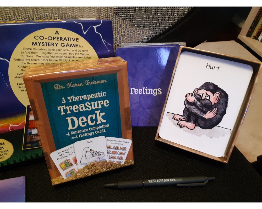 A Therapeutic Treasure Deck of Feelings and Sentence Completion Cards ...