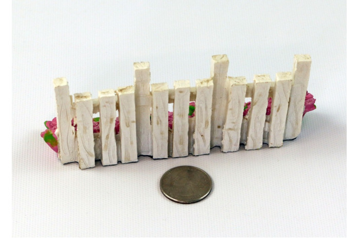 Fence with Flower Bed – Sand Tray Therapy